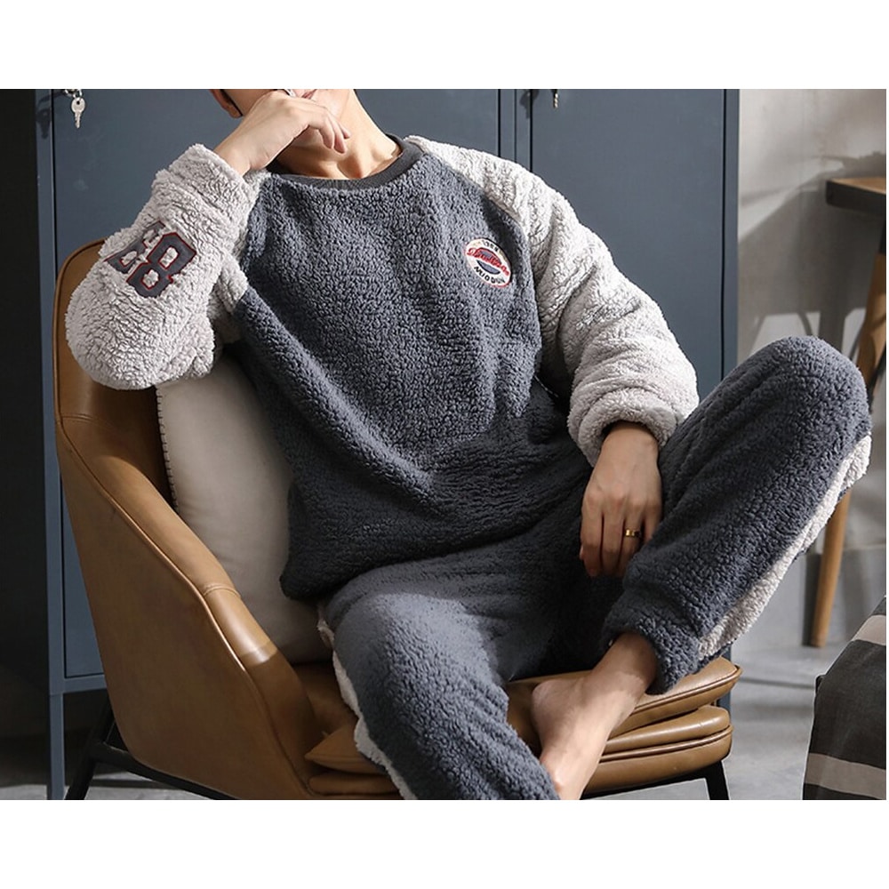 Pijama de franela polar de lujo para hombre • Todo Pijamas